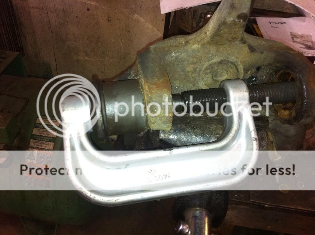 2WD F350 ball joints tutorial, part 1 | The Diesel Stop